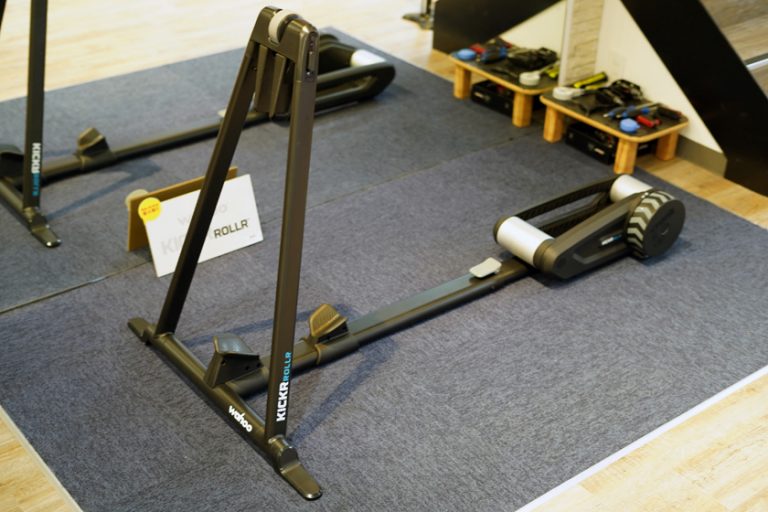 梅雨こそローラー！！話題のwahoo KICKR ROLLRついに入荷いたしました。 当店は「KICKR ROLLR」 Test Ride ...