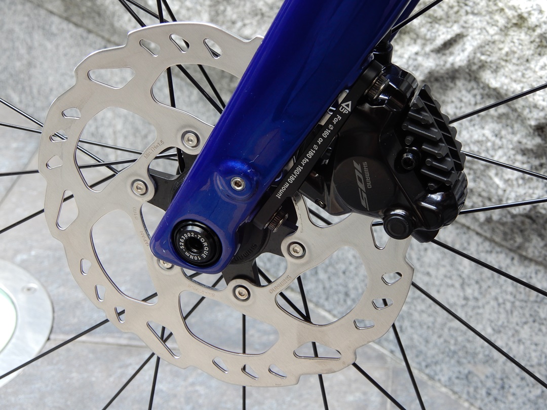 注目の105 Di2標準装備の新型TREK DOMANE SL6入荷致しました！【ドマーネ】【ロードバイク】｜京都