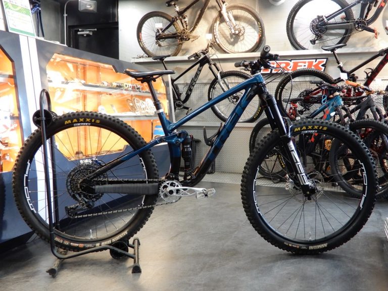 【新規取り扱い開始】スタイリッシュなパーツブランド5DEV